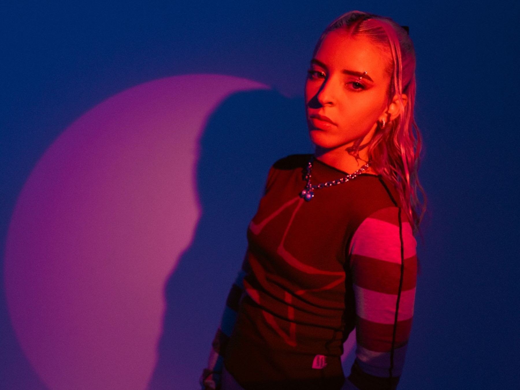 Young Miko estrena su segundo álbum 'att.' en Coachella